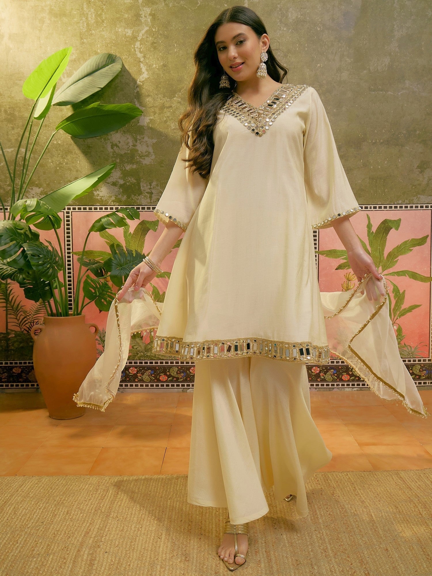 Kurta Set - Buy Stylish Kurta Sets for Women Online in India – Bunaaiwalaa
