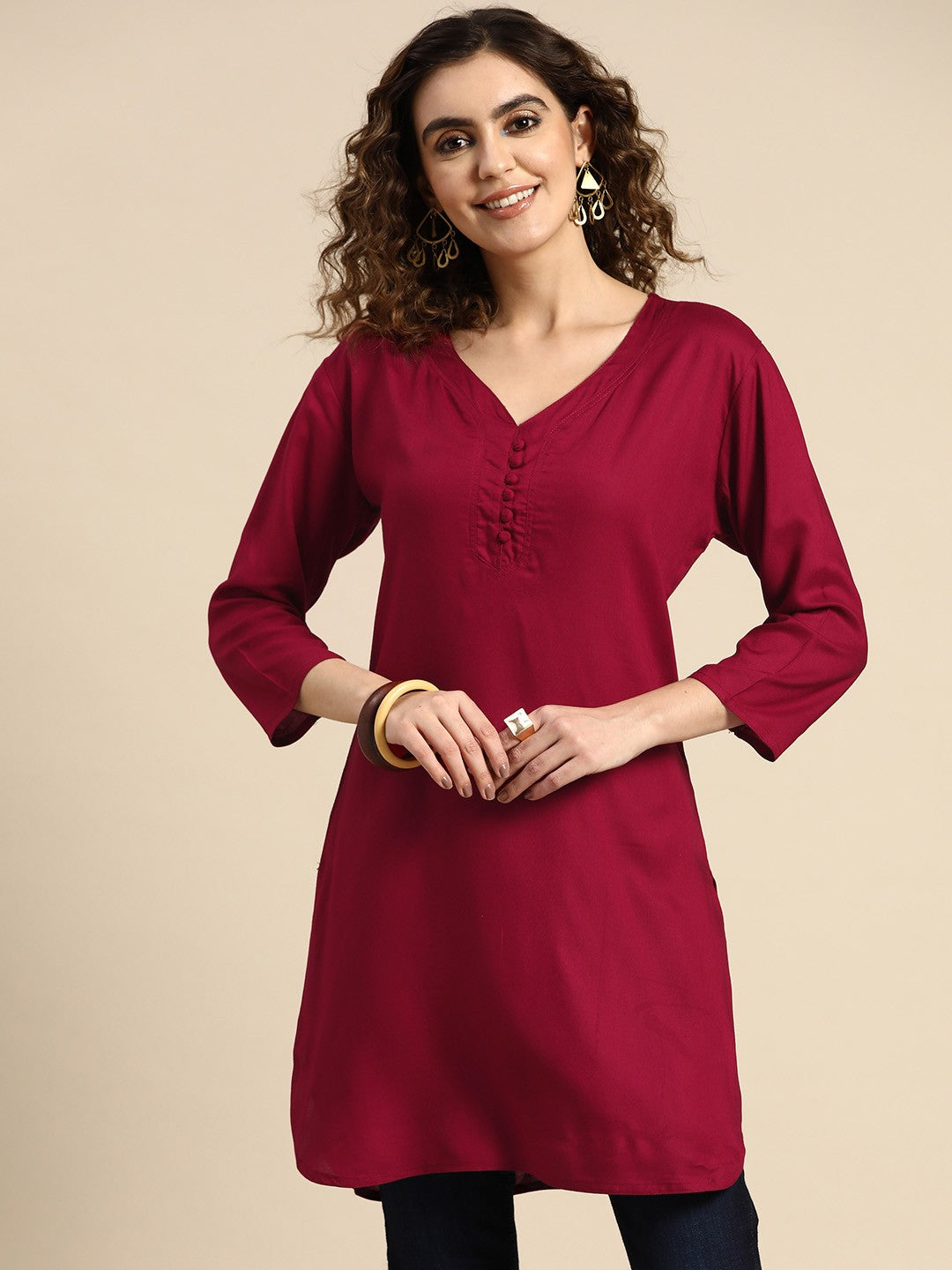 Solid Straight Kurti – Bunaaiwalaa